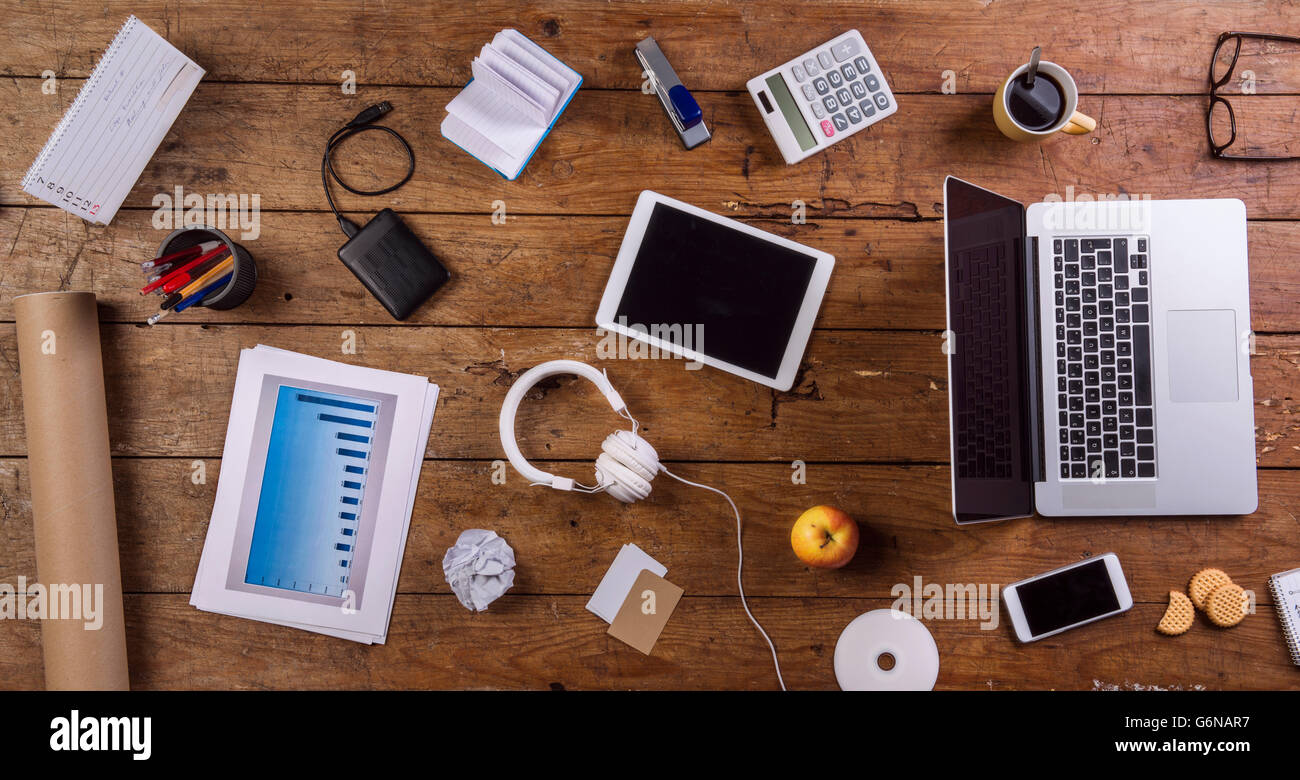 Office utensils hi-res stock photography and images - Alamy