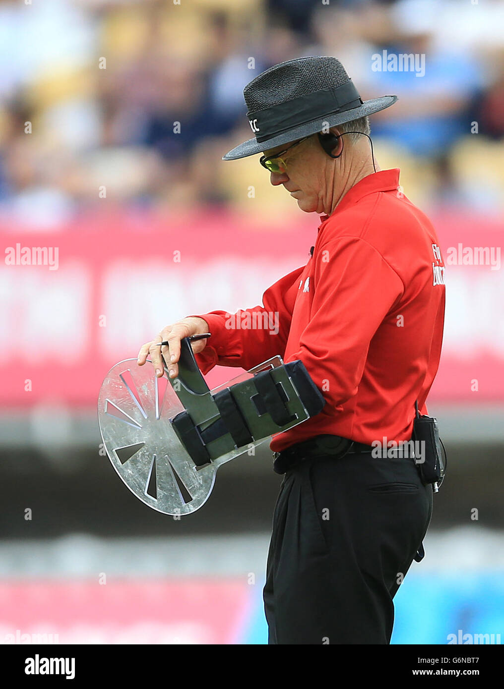 Between protection hi-res stock photography and images - Alamy