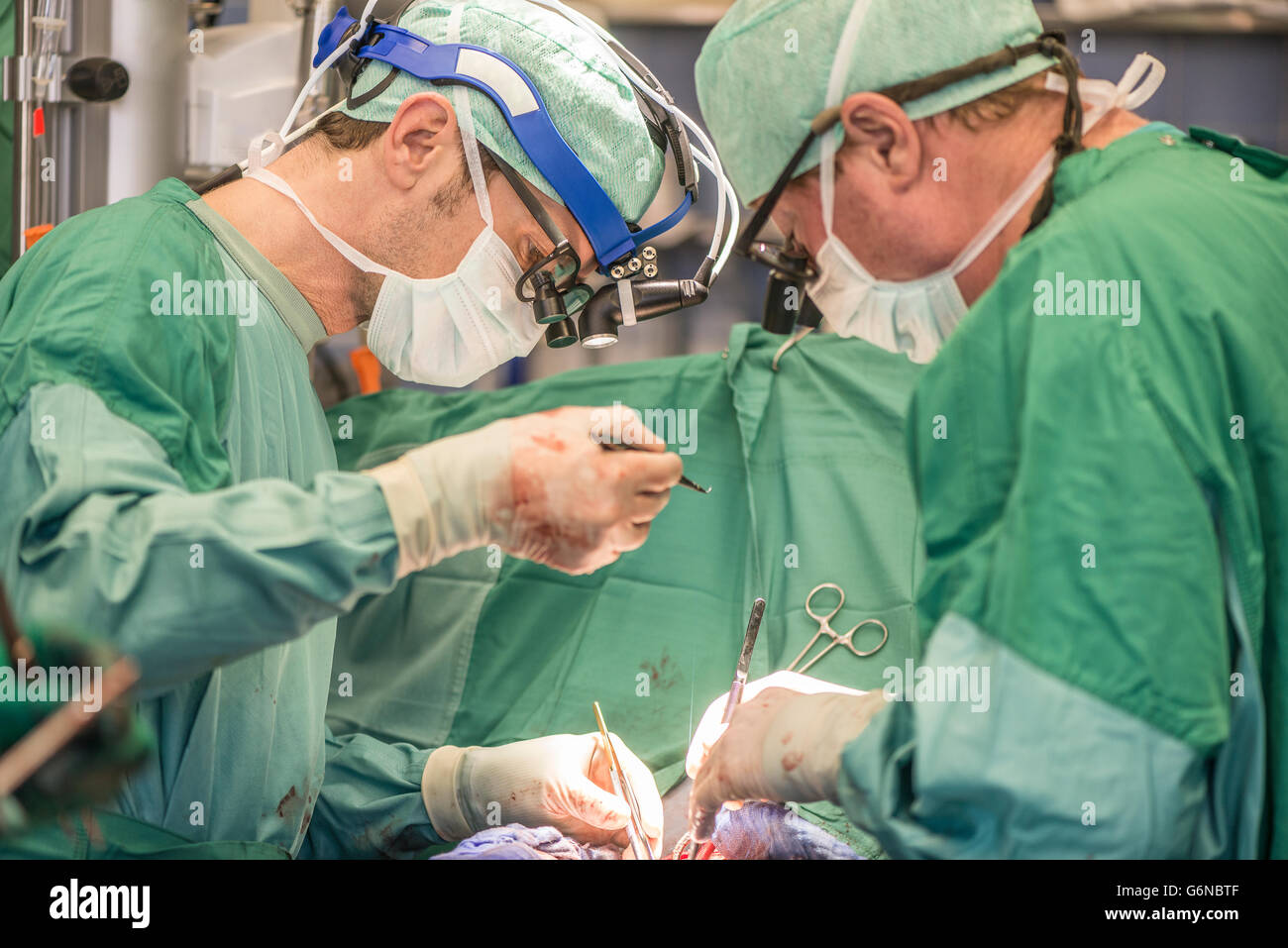 Heart bypass surgery hi-res stock photography and images - Alamy
