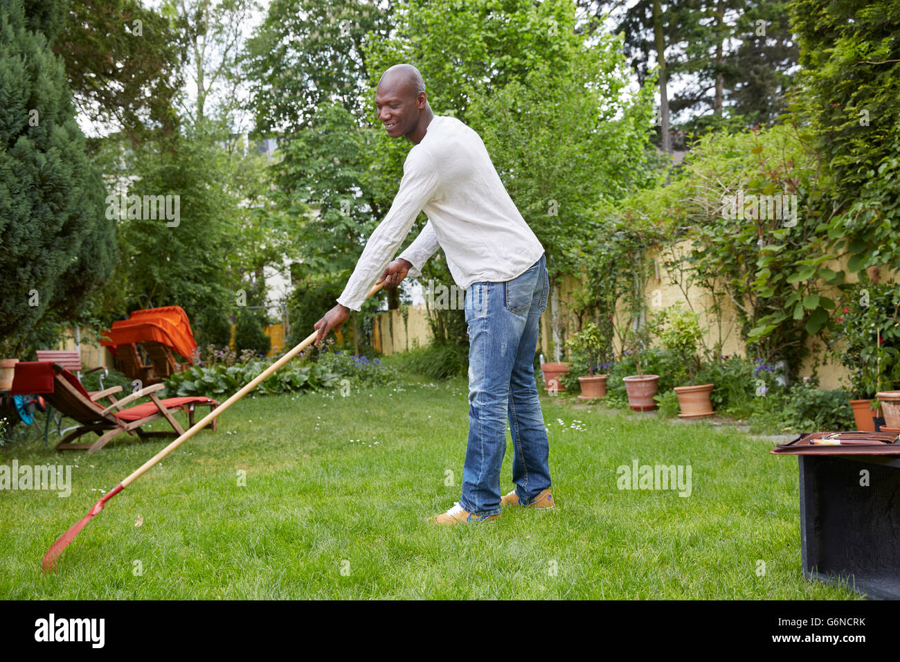 Raking device hi-res stock photography and images - Alamy