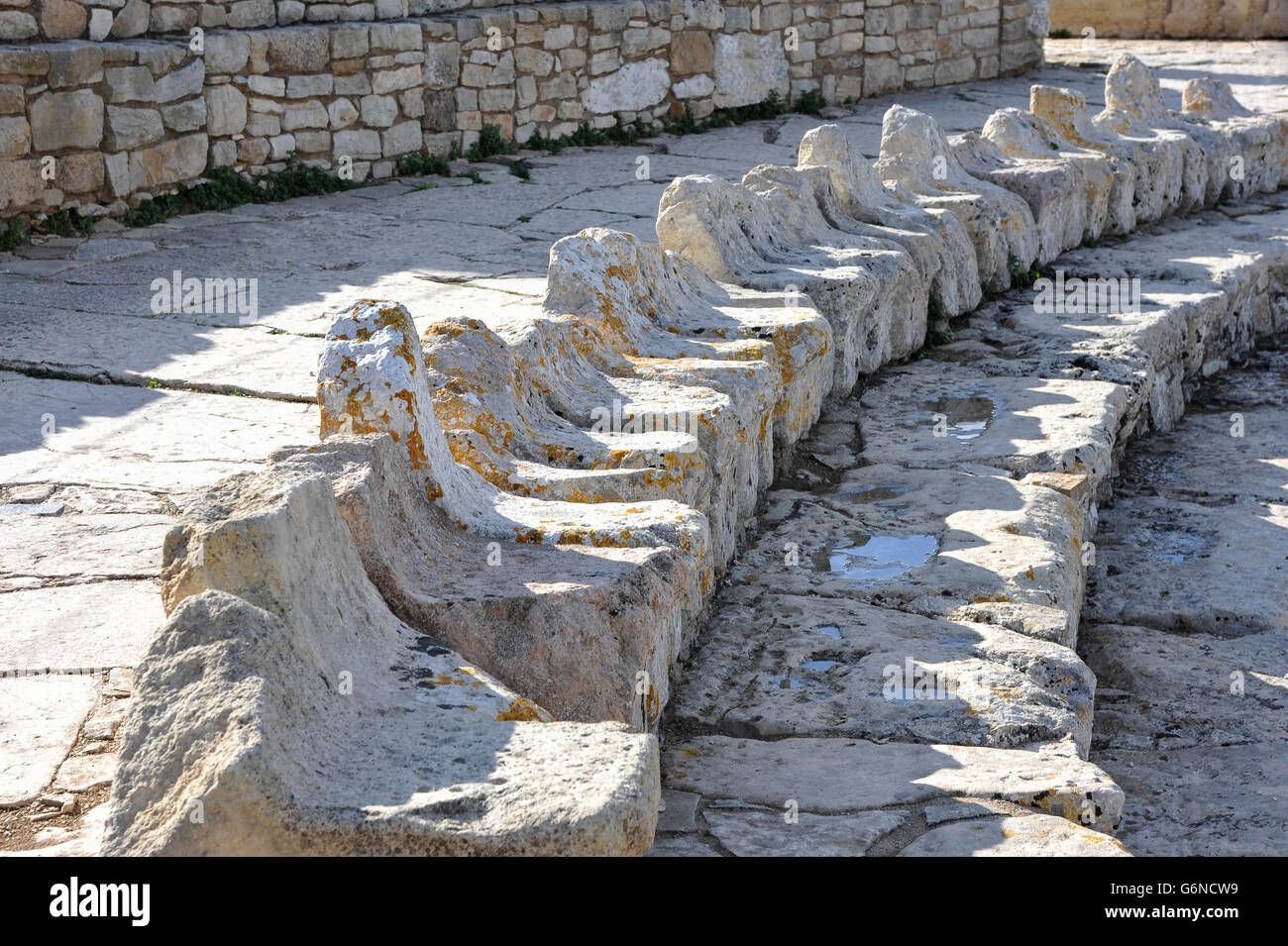 Segesta amphitheatre sicily hi-res stock photography and images - Alamy