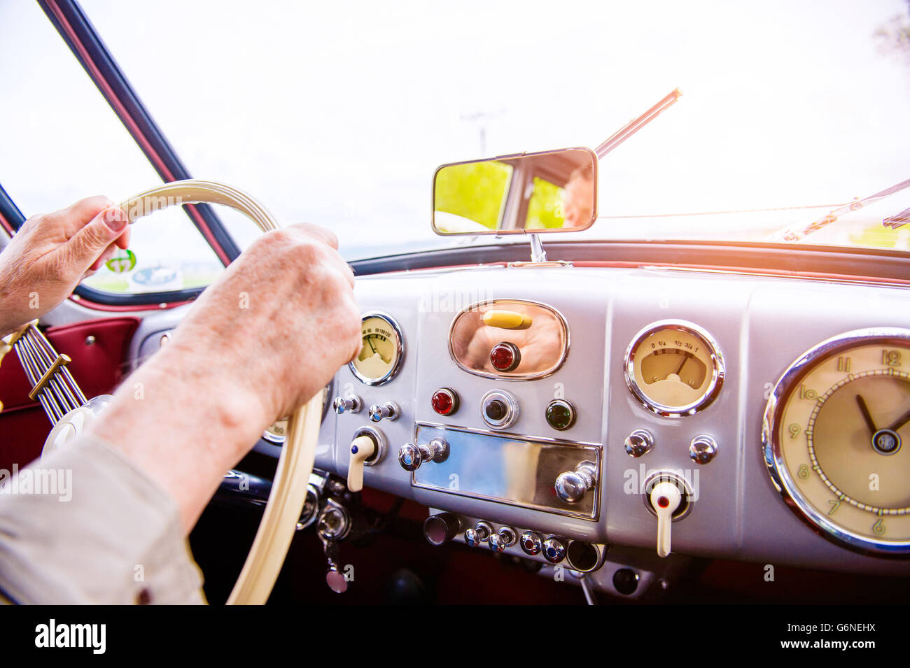 Old man driving car hi-res stock photography and images - Alamy