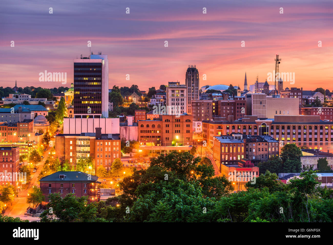 Lynchburg, Virginia, USA downtown city skyline at dusk Stock Photo - Alamy