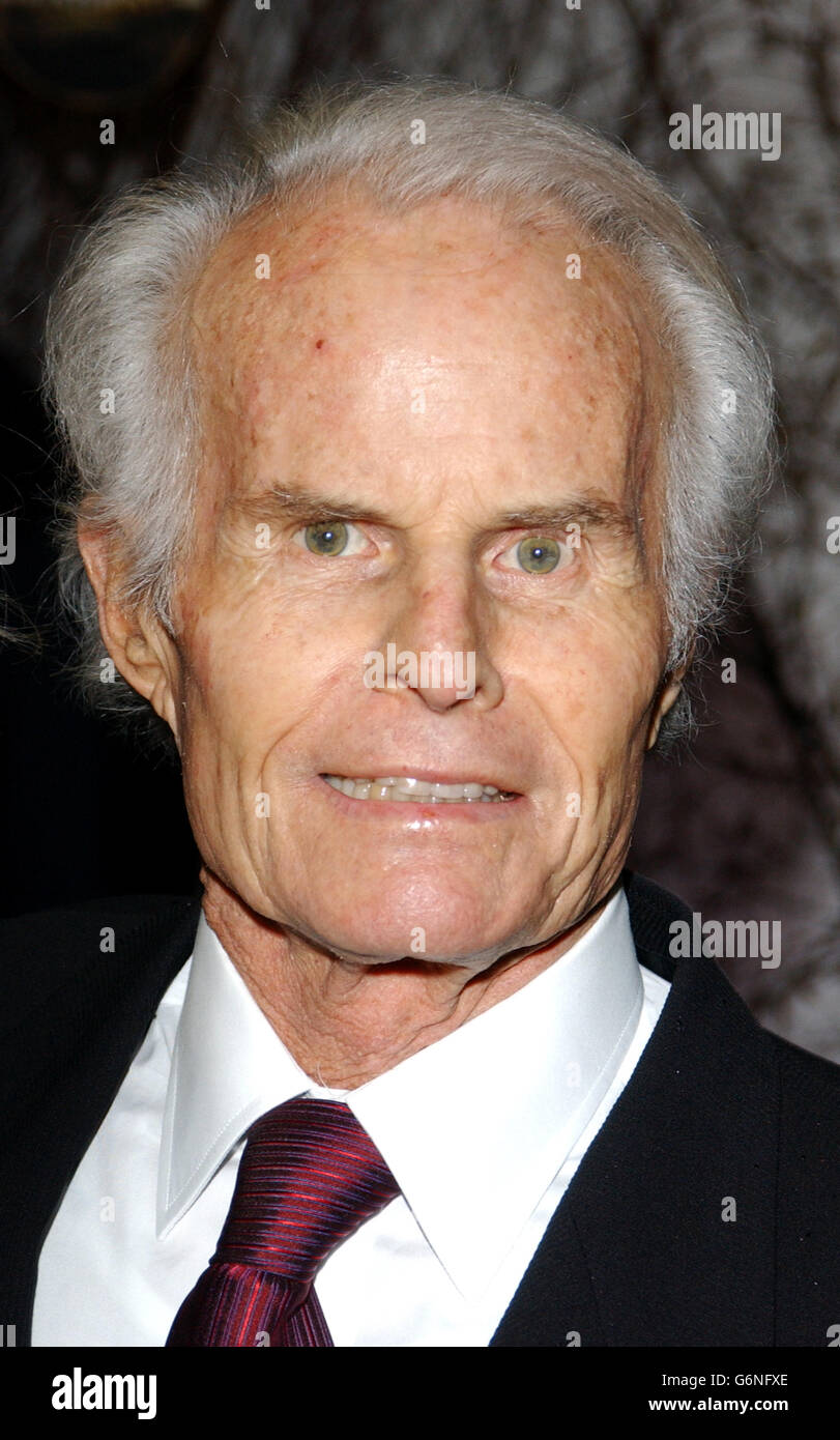 Richard Zanuck - Big Fish Premiere Stock Photo - Alamy