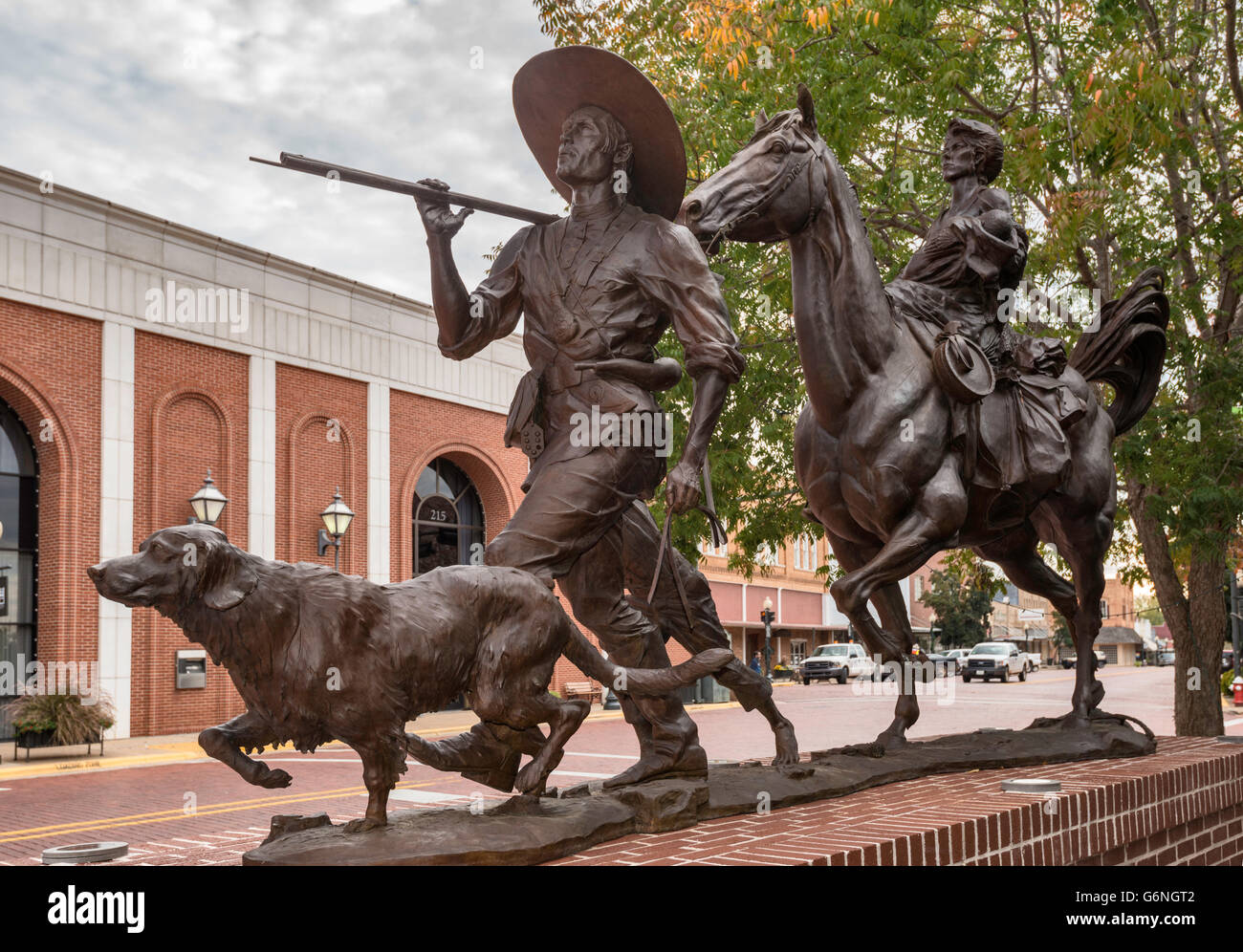 Gateway to the west statue hi-res stock photography and images - Alamy