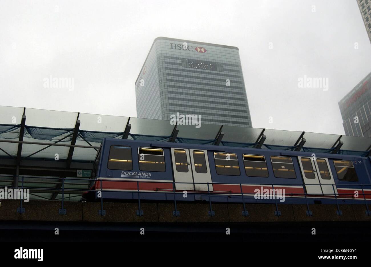 HSBC building Canary Wharf. The HSBC building in Canary Wharf, London ...
