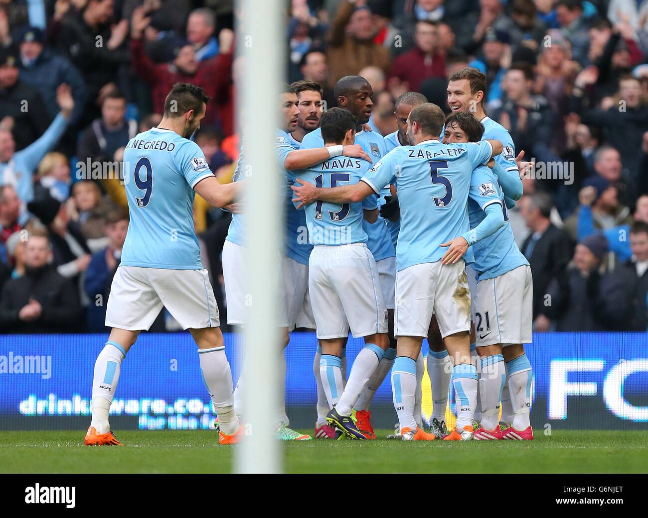 Full length 100th goal 100 goals hi-res stock photography and images ...