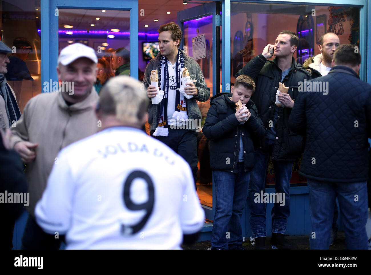 Tottenham stadium food hi-res stock photography and images - Alamy