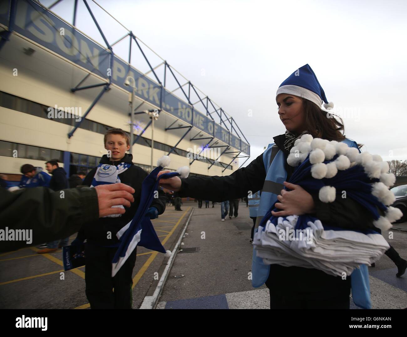 Everton helpers outside goodison park hi-res stock photography and ...