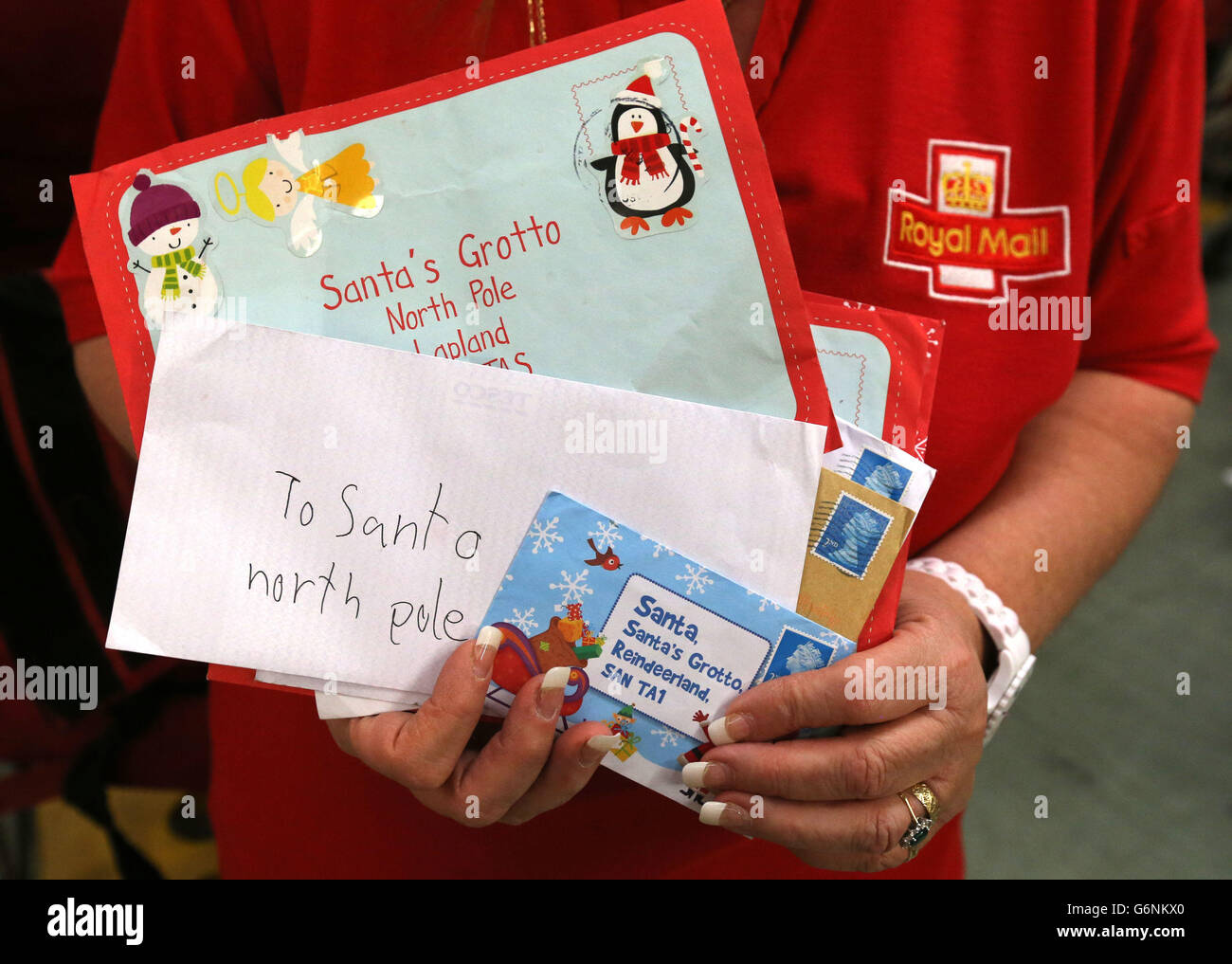 Royal Mail's busiest day of the year Stock Photo - Alamy