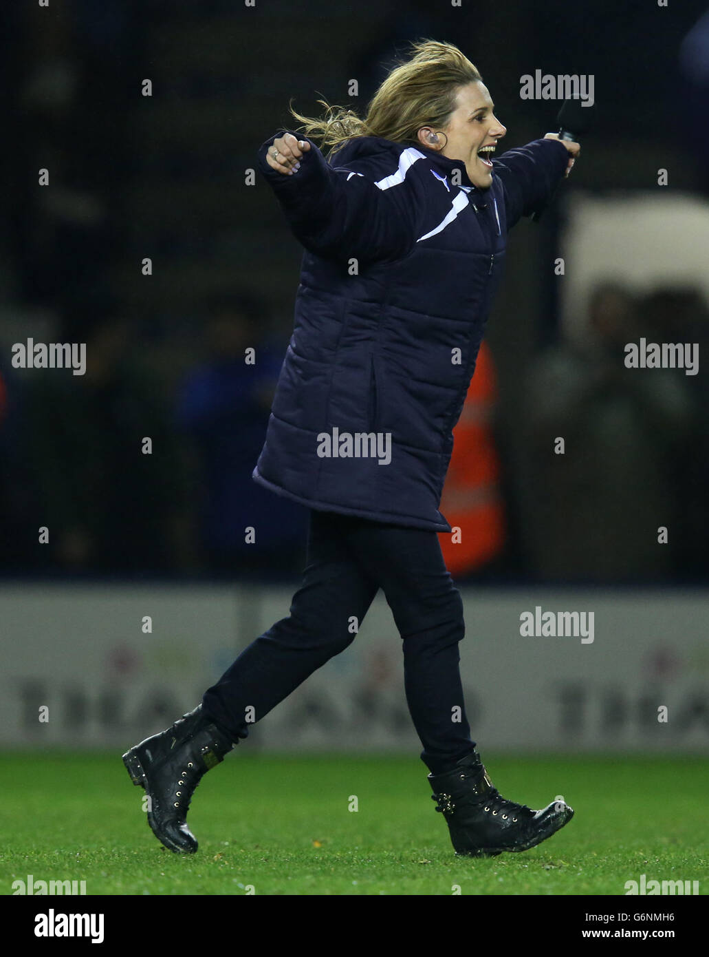 X factor winner sam bailey on the pitch hi-res stock photography and ...