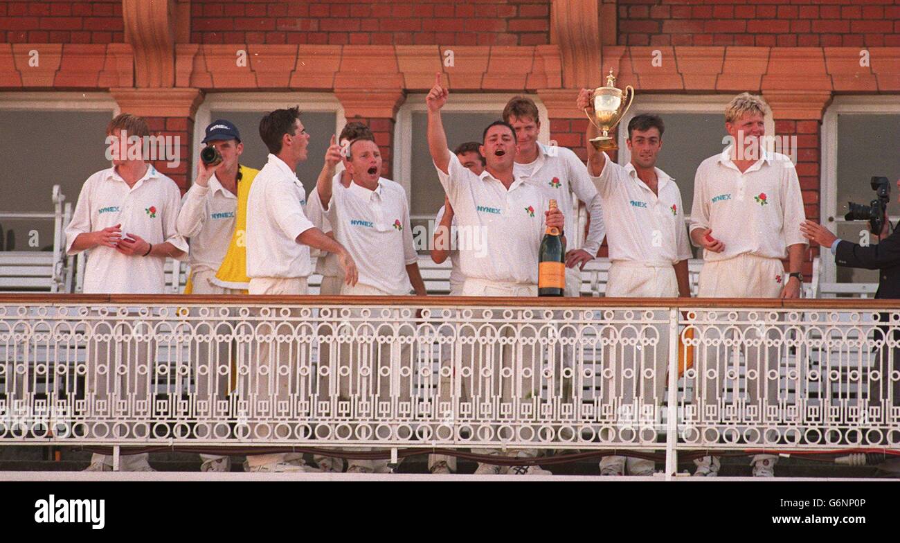 Cricket - Benson and Hedges Cup Final. Mike Watkinson (right) and the ...