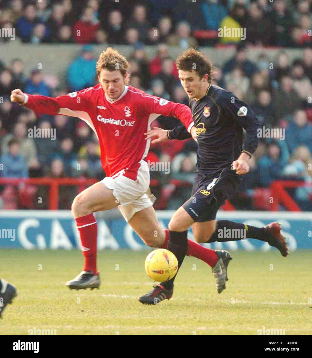 Sport football action michael carrick gareth taylor hi-res stock ...