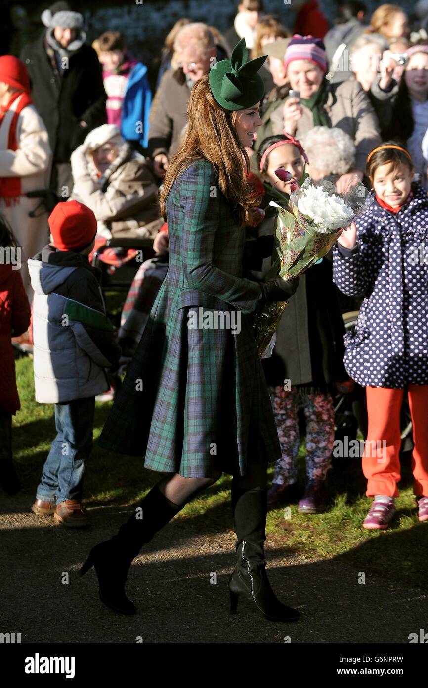 Princess catherine kate middleton royal christmas full length mangsk ...