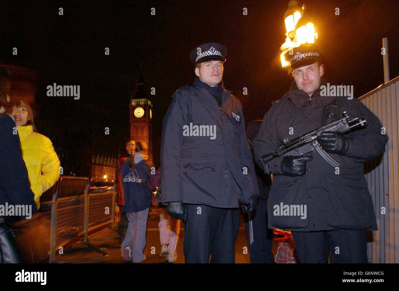 Stuart griffith police gun hli hi-res stock photography and images - Alamy