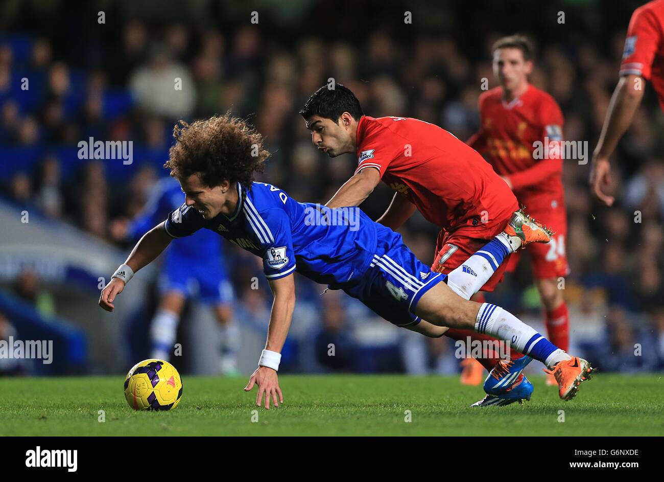David luis chelsea hi-res stock photography and images - Alamy