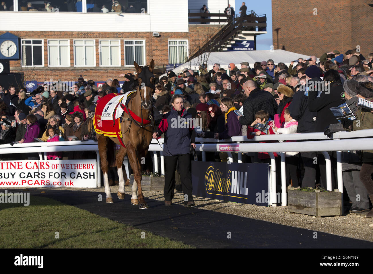 William hill signage at wetherby racecourse hi-res stock photography ...