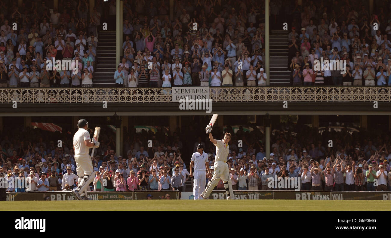 Cricket - The Ashes 2013-14 - Fifth Test - Australia v England - Day ...