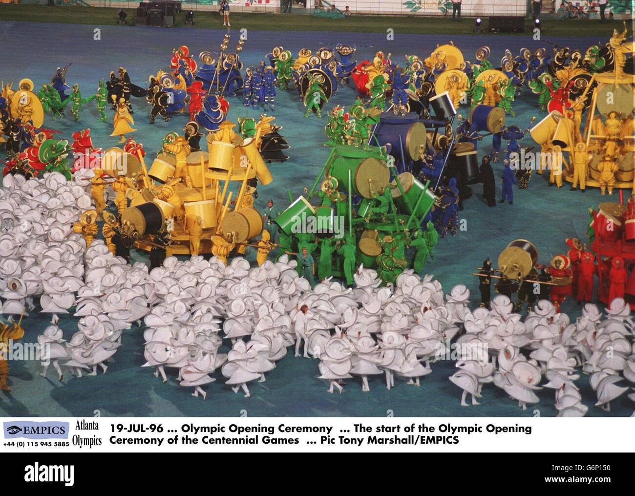 Atlanta 1996 olympic opening ceremony hi-res stock photography and ...