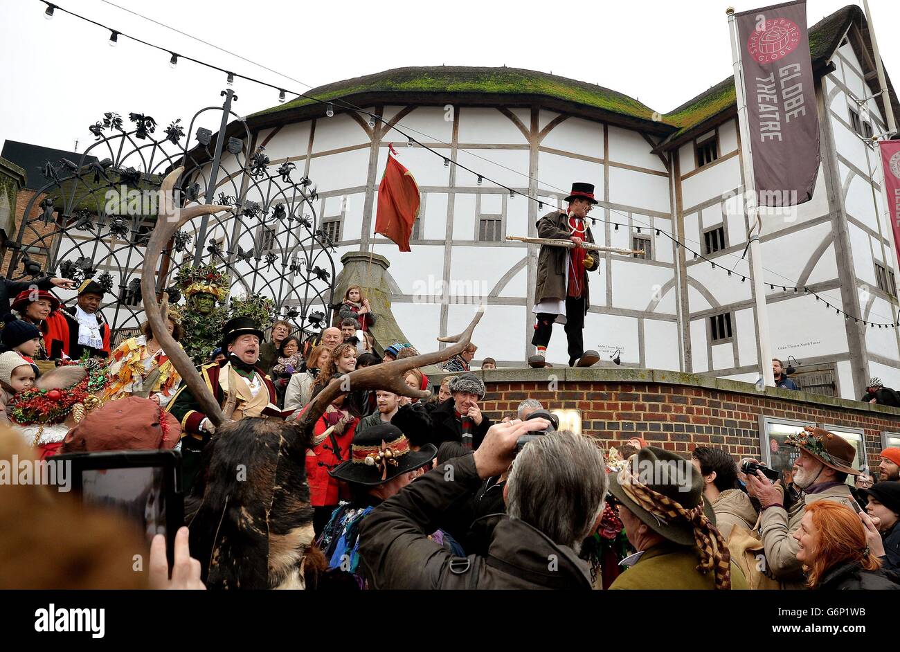 Twelfth night celebrations hi-res stock photography and images - Alamy