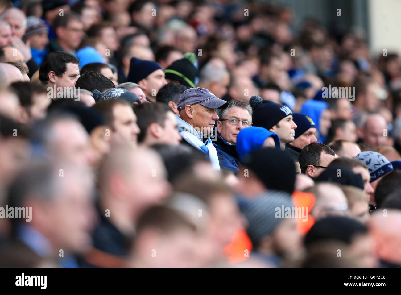 Blackburn rovers fans in stands hi-res stock photography and images - Alamy