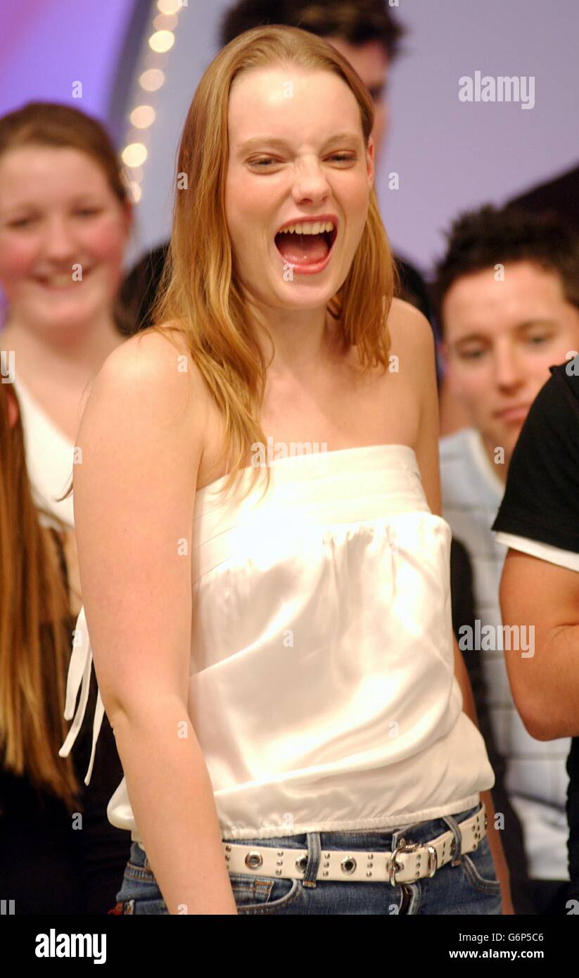 Kelly harrison actress hi-res stock photography and images - Alamy