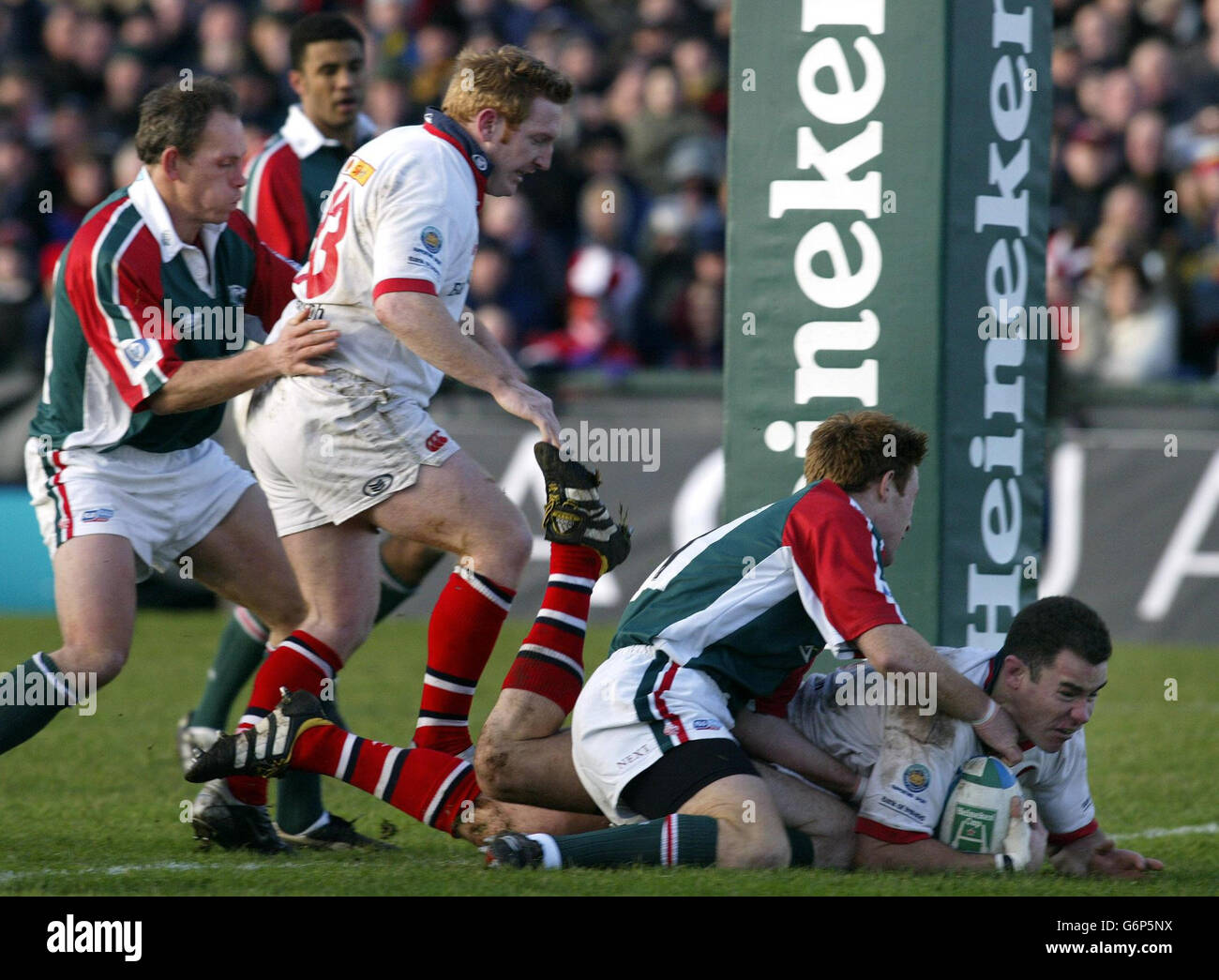 RUGBYU Ulster v Leicester. Ulster's Andy Ward scores the team's second ...