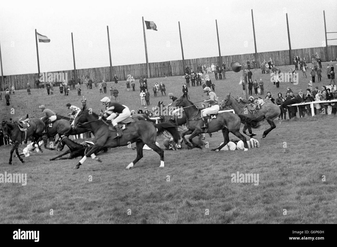 The grand national aintree archive hi-res stock photography and images ...