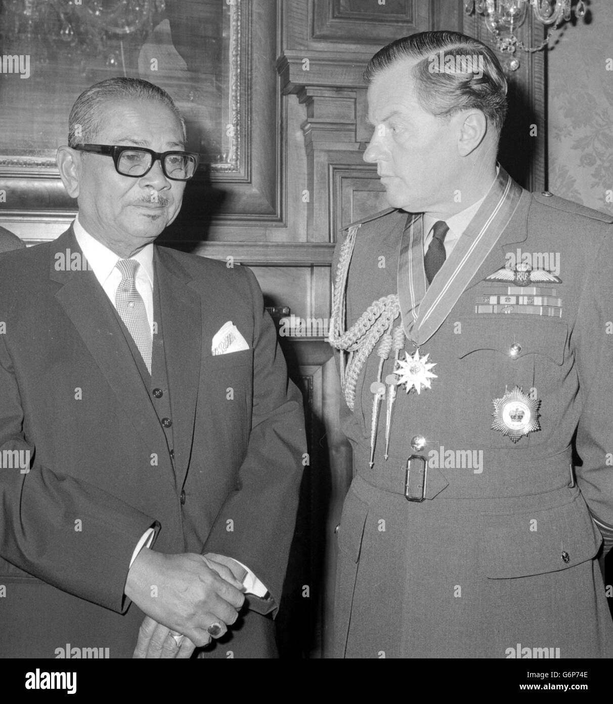 Sir john grandy hi-res stock photography and images - Alamy