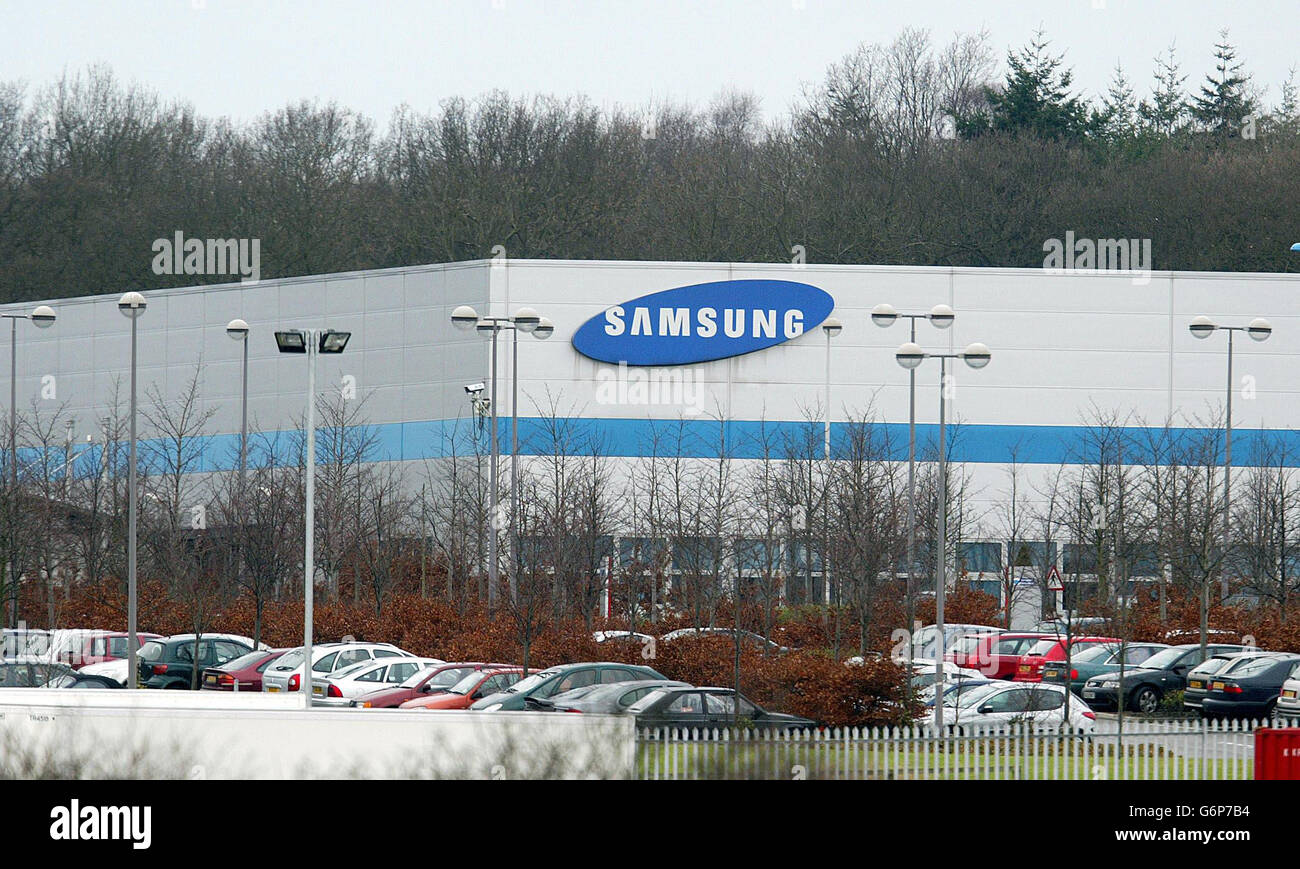 Samsung factory computer hi-res stock photography and images - Alamy