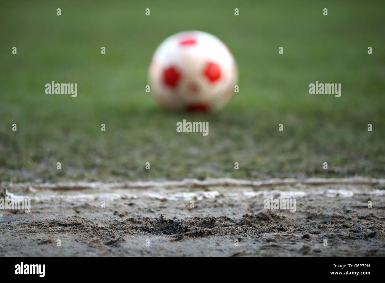 Football mud pitch hi-res stock photography and images - Alamy