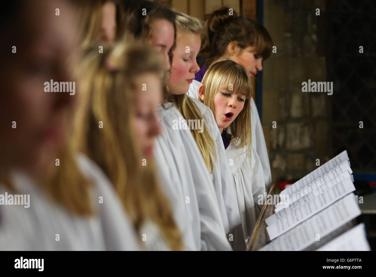 First Girls Cathedral Choir High Resolution Stock Photography and ...