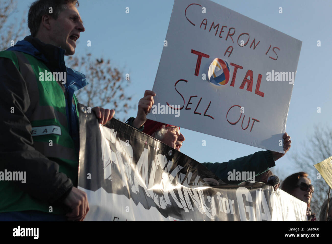 Cameron visits shale drilling plant Stock Photo - Alamy
