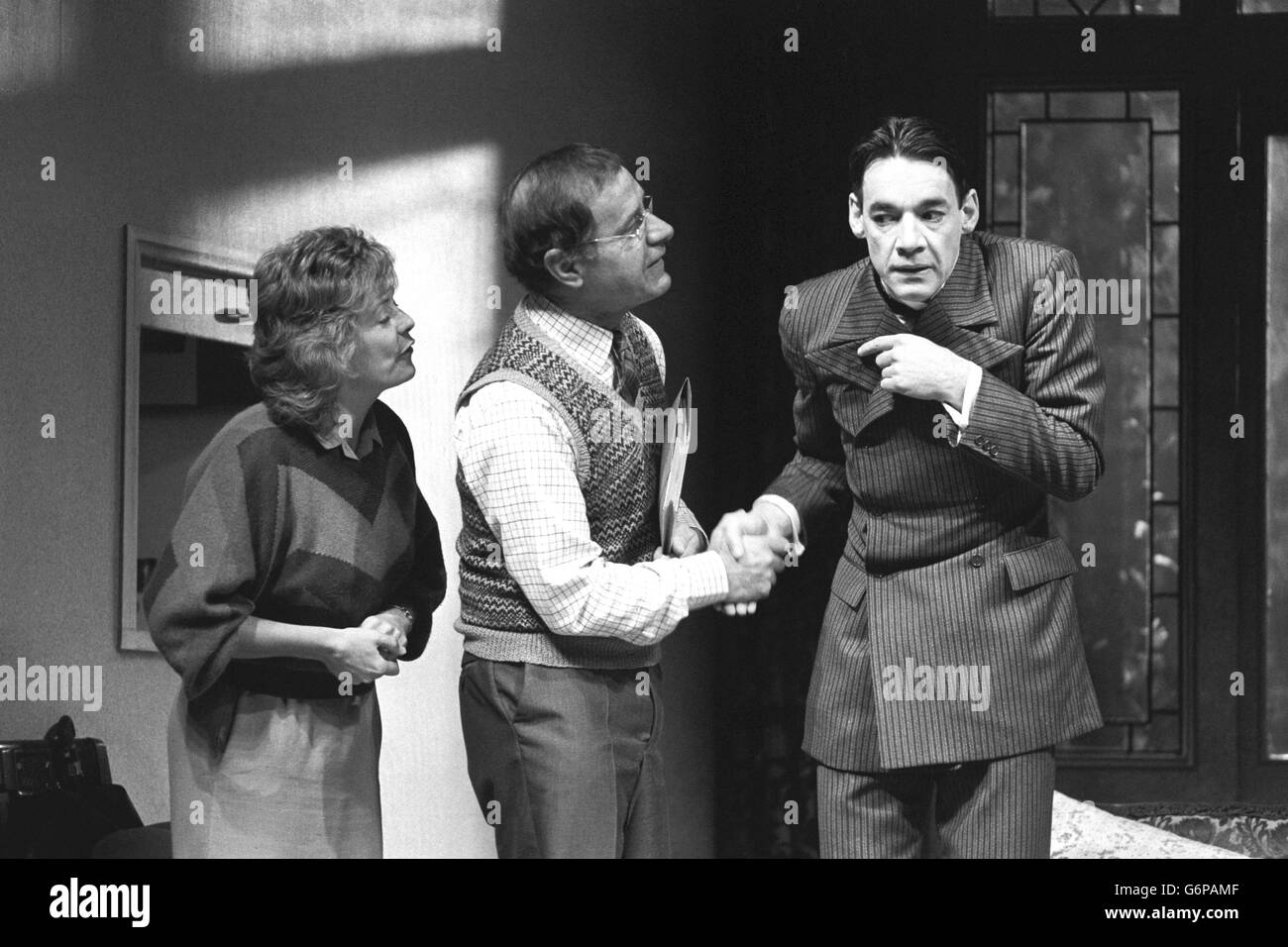 Theatre - Kafka's Dick - Royal Court Theatre, London Stock Photo - Alamy
