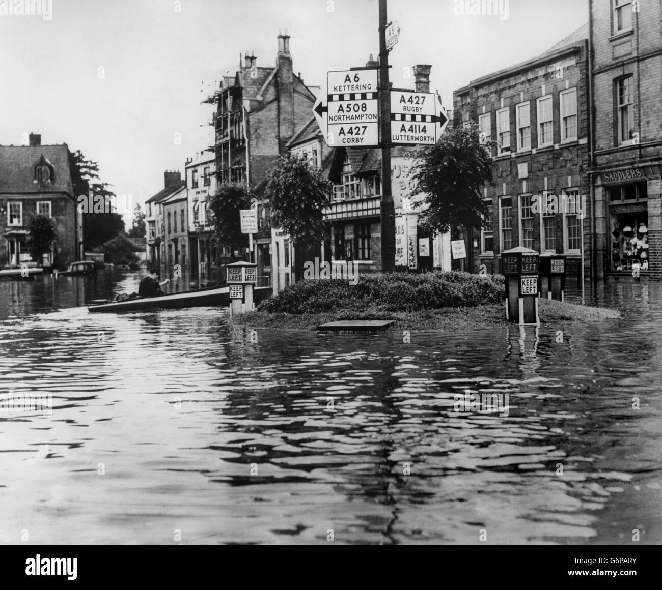 Rain and floods Black and White Stock Photos & Images - Alamy