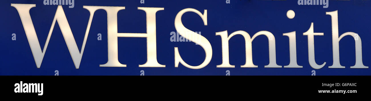 WH Smith stock. A branch of WH Smith in central London Stock Photo - Alamy