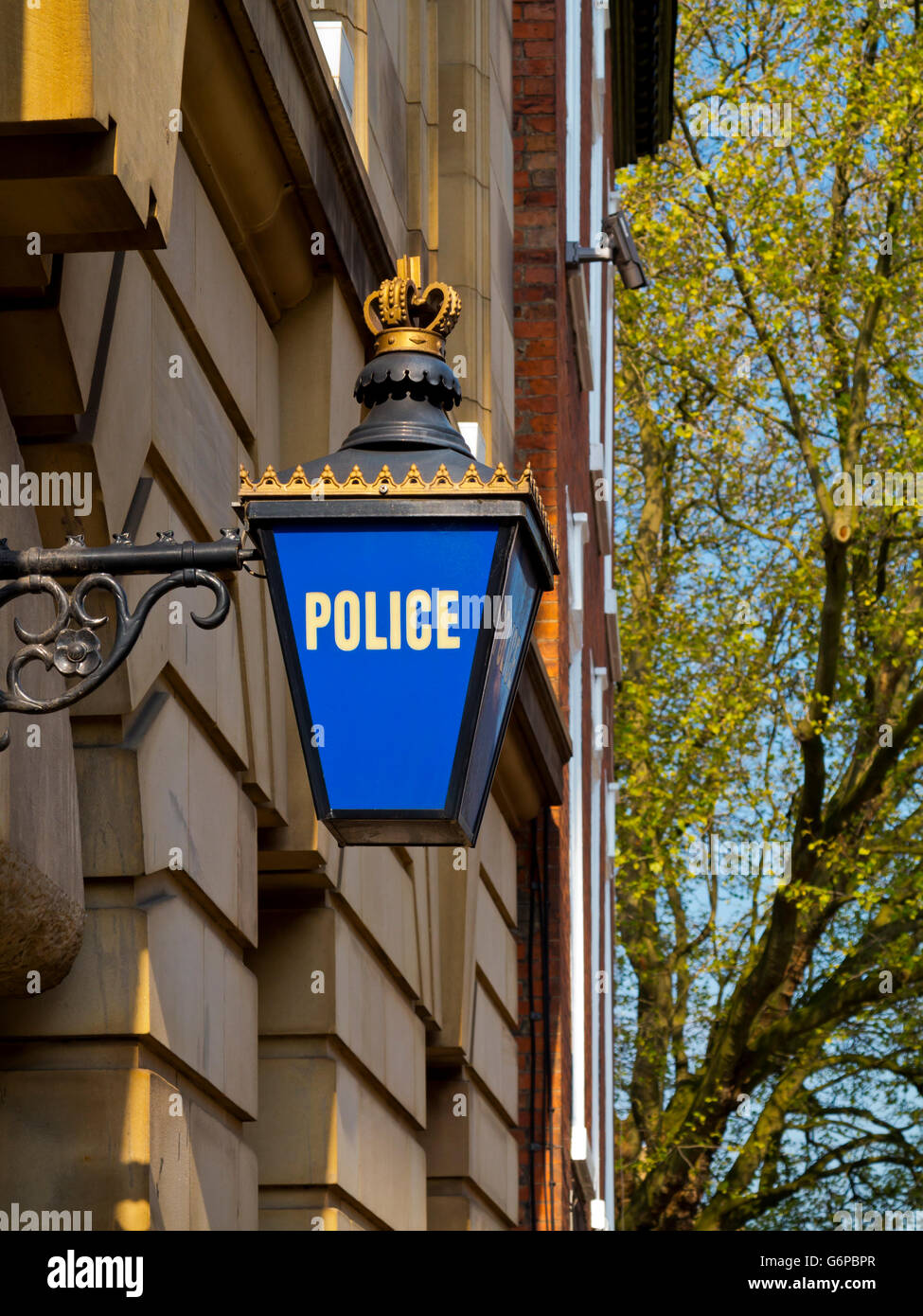 Police station uk hi-res stock photography and images - Alamy