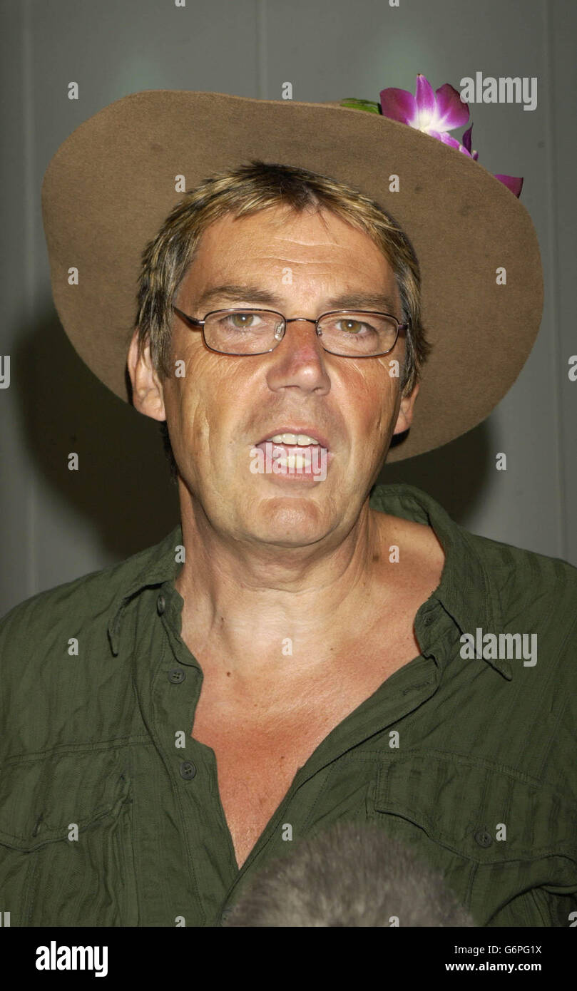 Mike Reid arrives back from Australia Stock Photo - Alamy