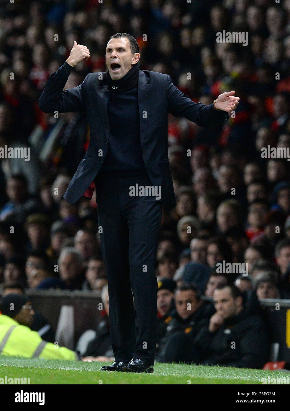 Sunderland manager Gus Poyet in action against Manchester United in the ...