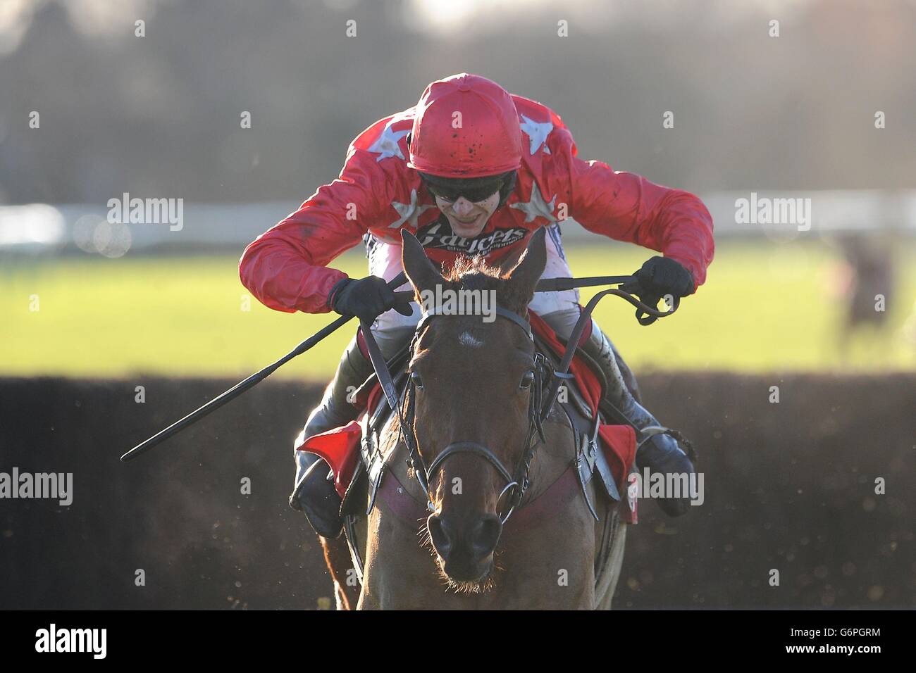 Aidan coleman jumps last on hi-res stock photography and images - Alamy