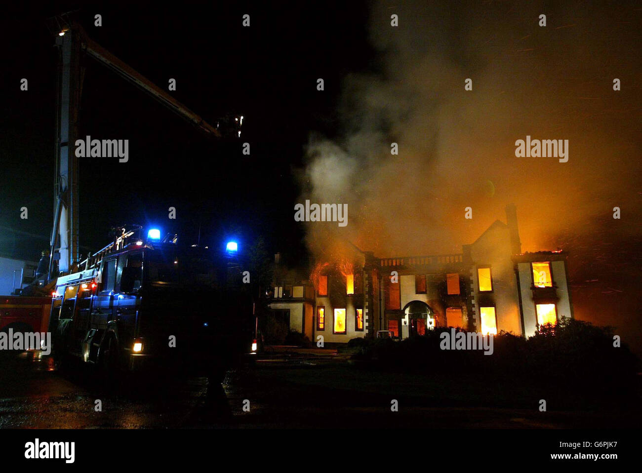 Fire engine scotland hi-res stock photography and images - Alamy