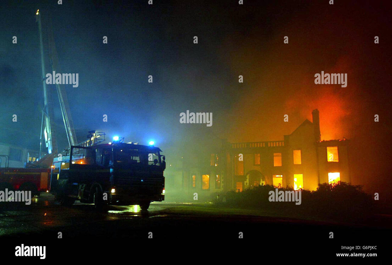 Fire engines scotland hi-res stock photography and images - Alamy