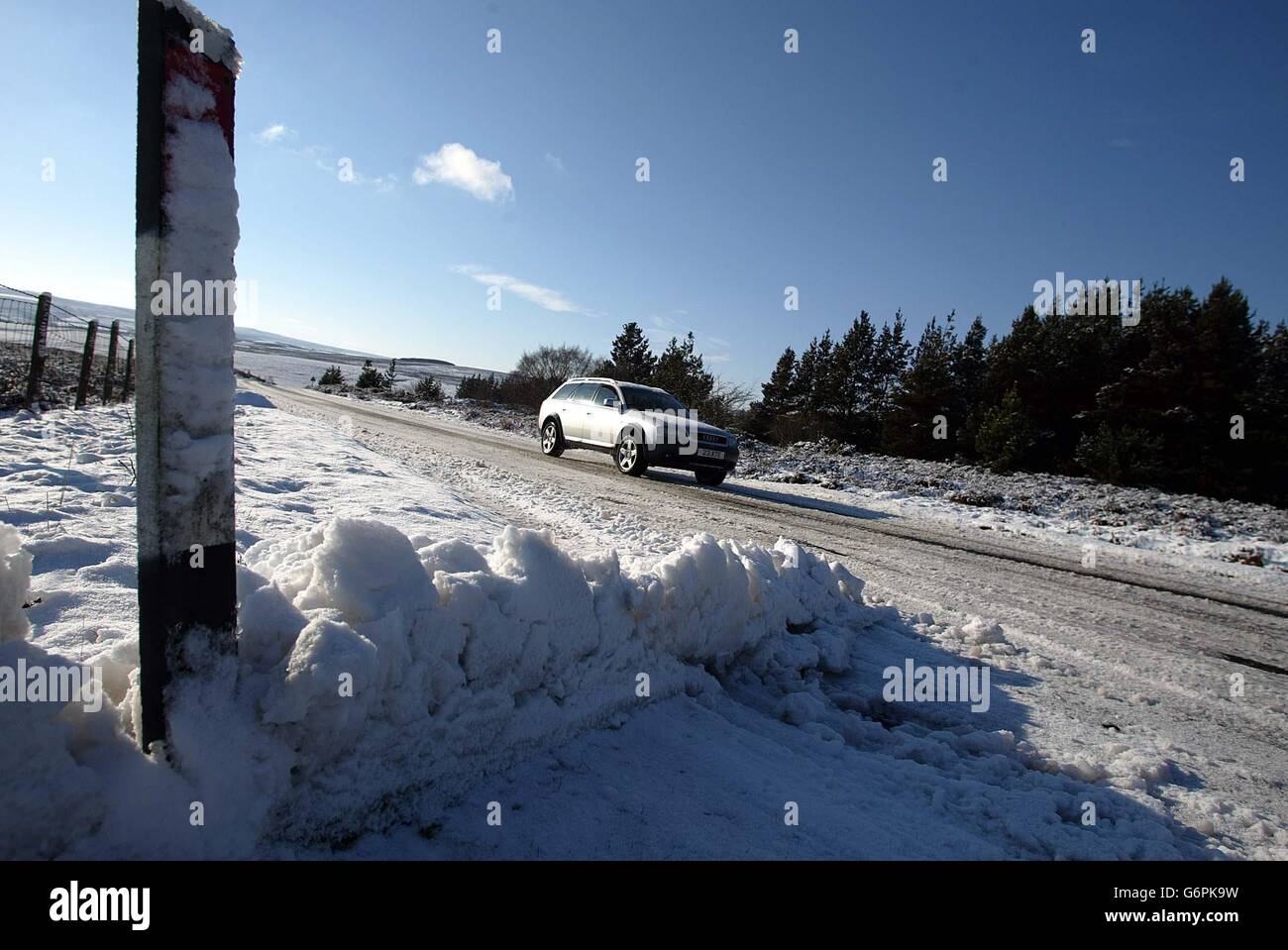 Weather snowfall hi-res stock photography and images - Alamy