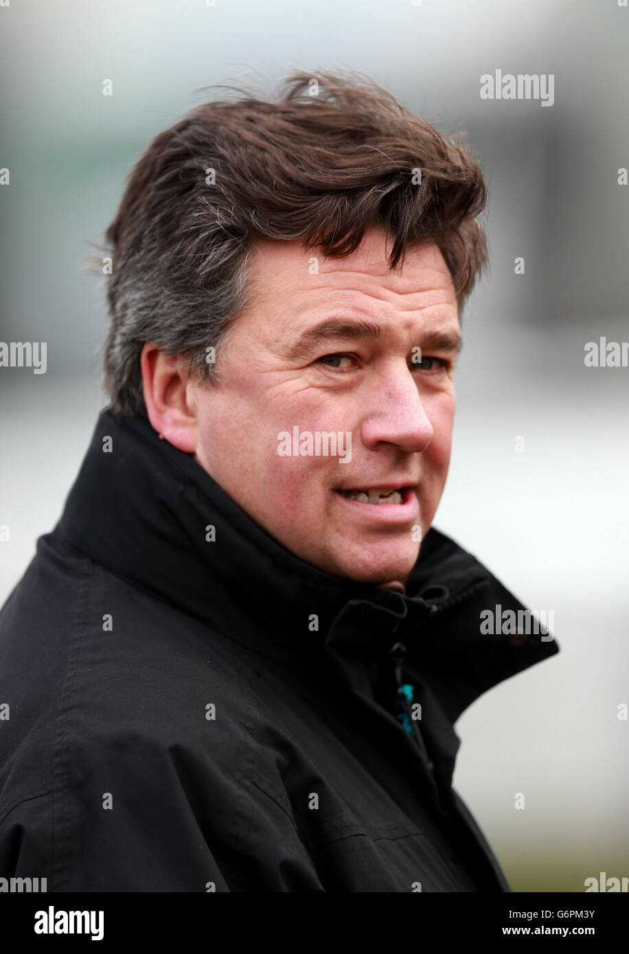 Trainer richard phillips at ludlow racecourse hi-res stock photography ...