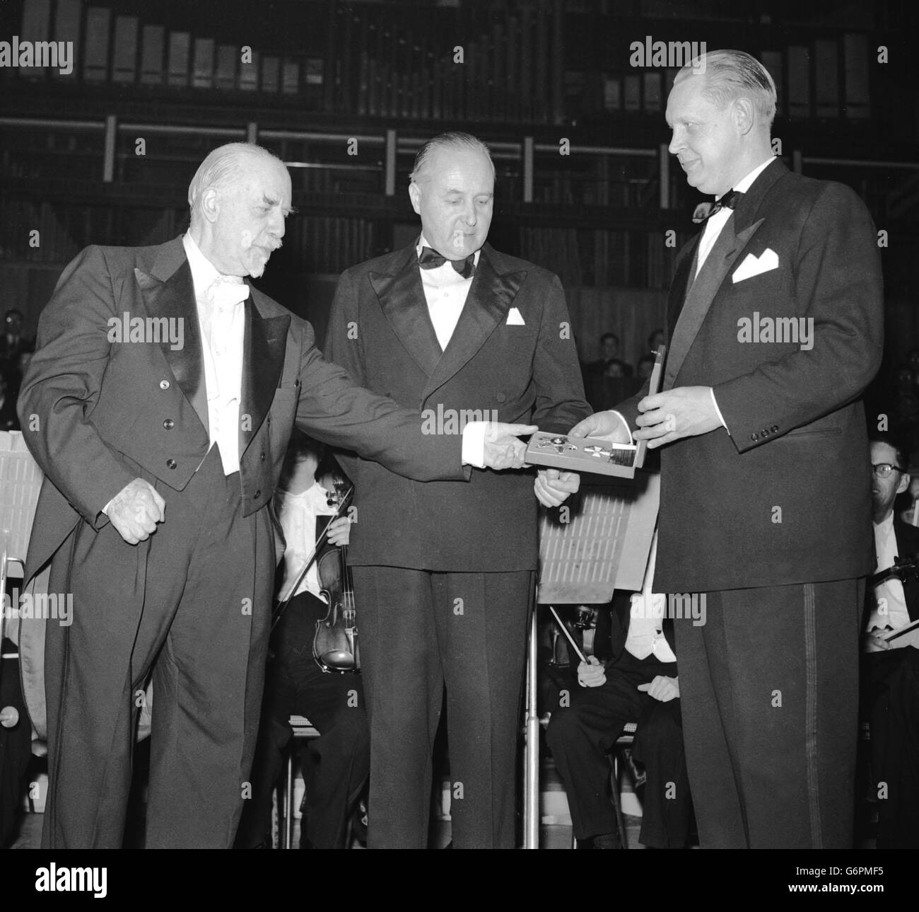 Sir thomas beecham hi-res stock photography and images - Alamy