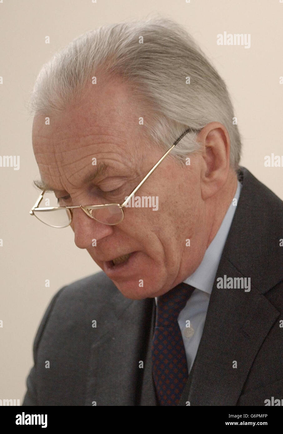 Lord Hutton report Stock Photo - Alamy