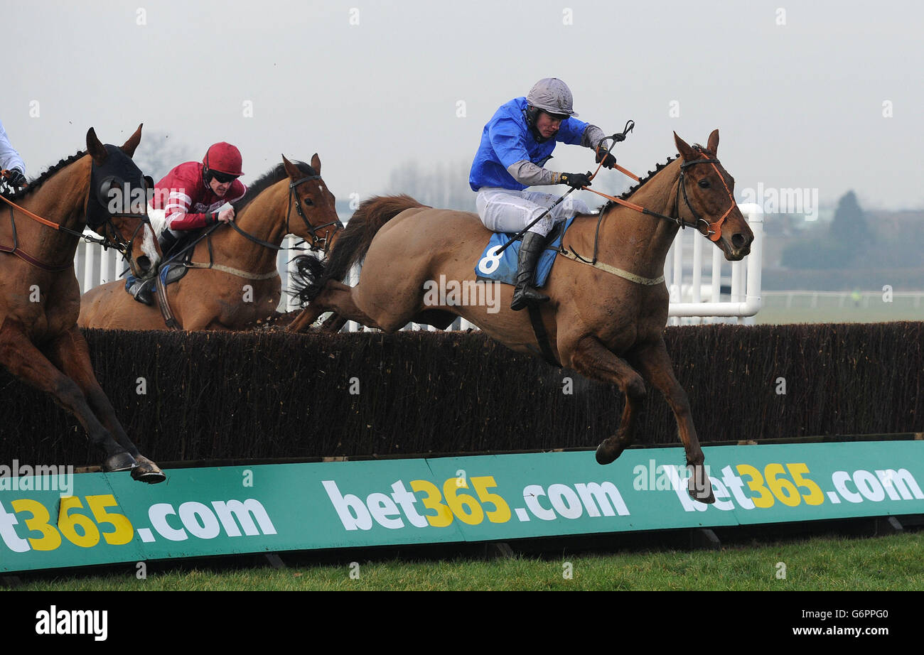 Horse Racing - Wetherby Racecourse Stock Photo - Alamy