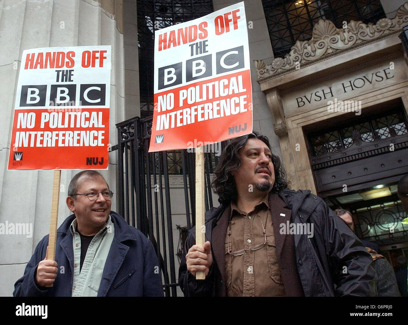 Employees protests hi-res stock photography and images - Alamy