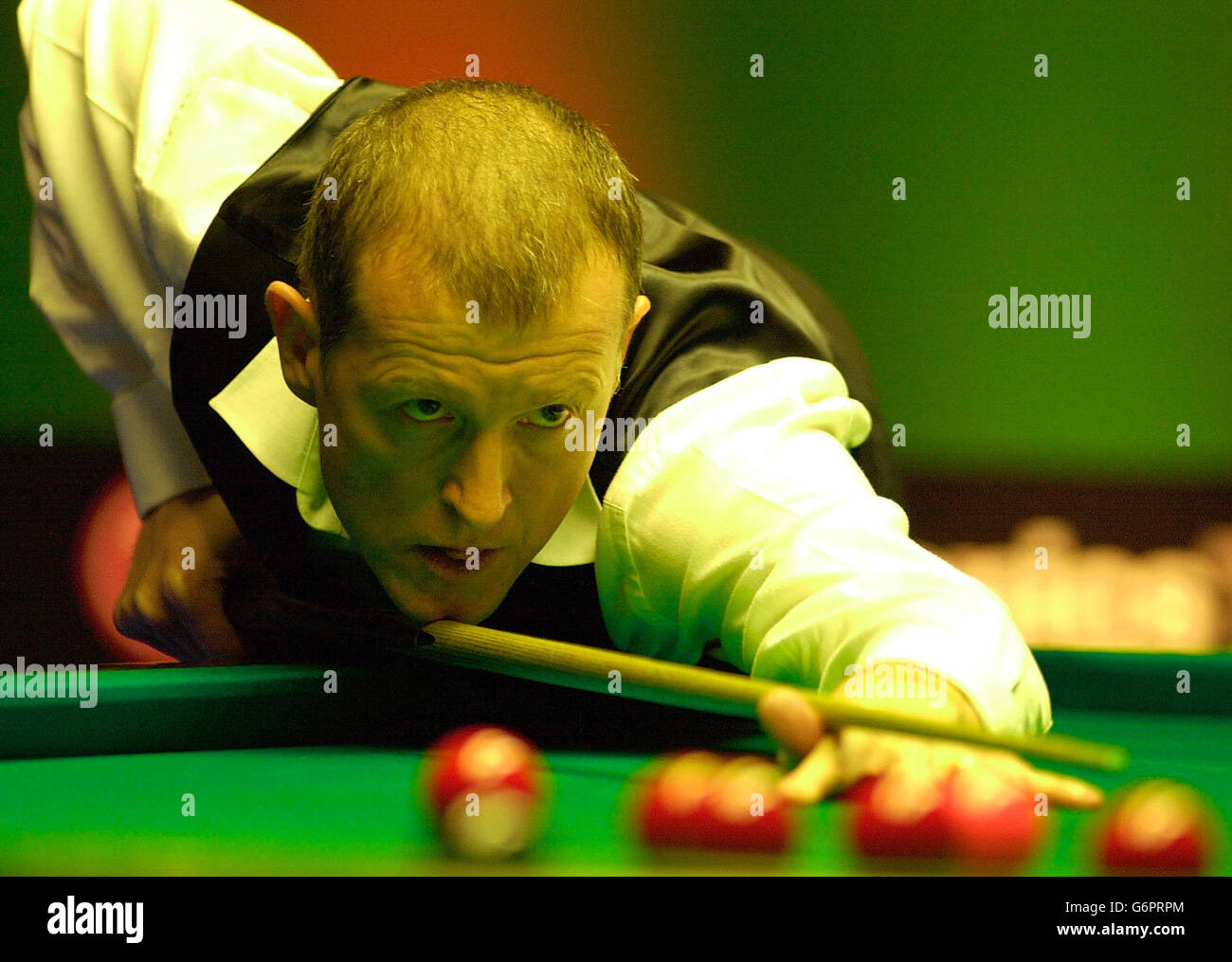 Steve Davis Welsh Snooker final Stock Photo - Alamy