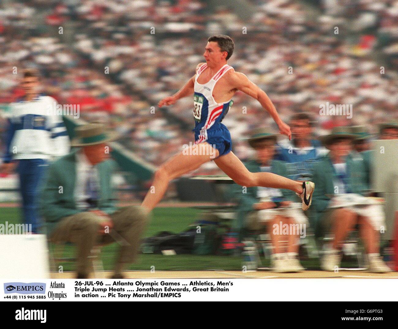 Mens triple jump heats jonathan edwards hi-res stock photography and ...